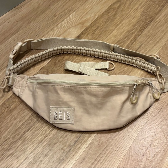 BEIS | Bags | Beis Belt Bag | Poshmark